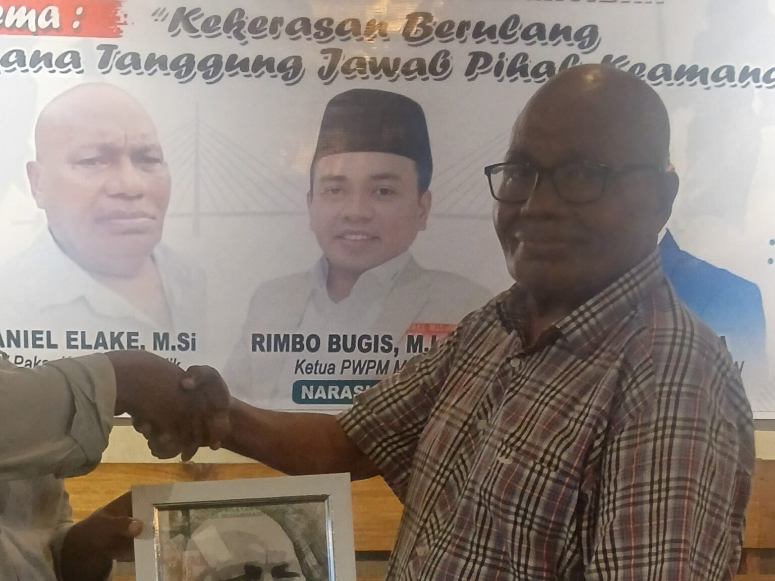 Catatan Akhir Tahun 2025 : Fenomena Gunung Botak - Babeto.id